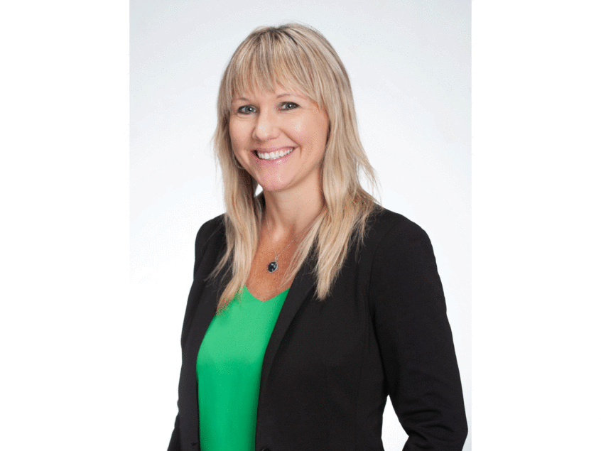 Danielle Putnam honored as Woman of the Year at Service World Expo ...