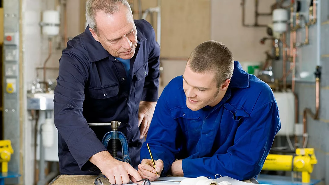 4 reasons to hire apprentices and grow them into plumbers | Plumbing & Mechanical